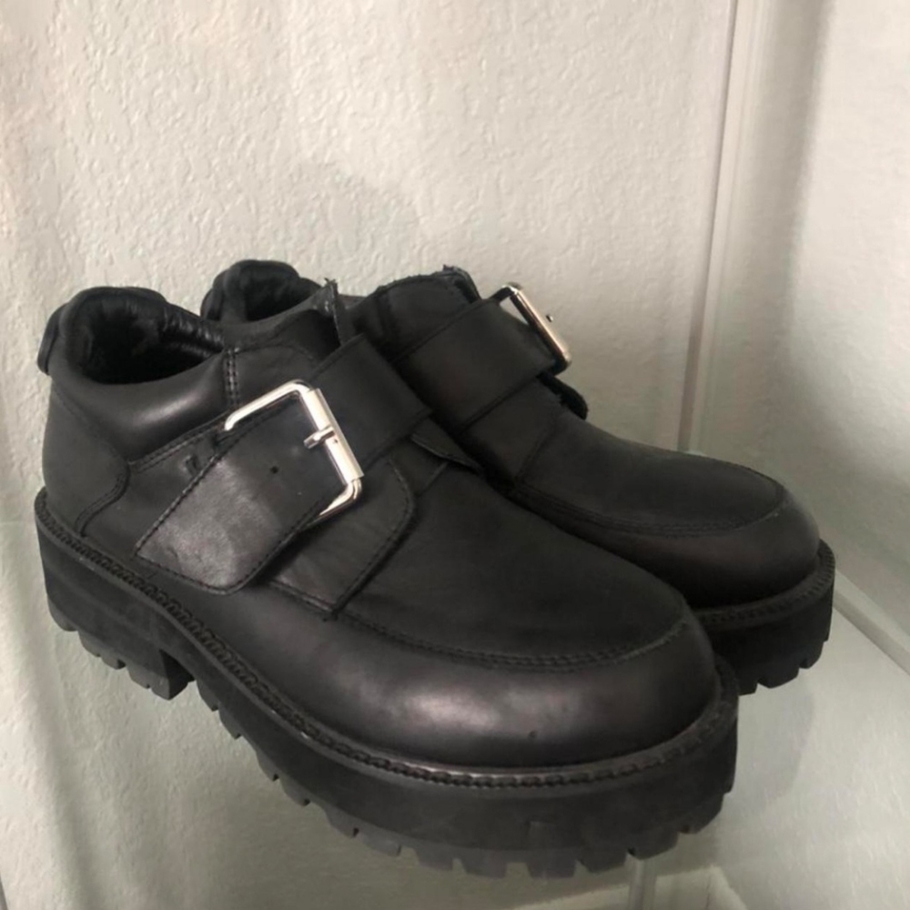 Unif Cass Shoe Sz6 - Gem
